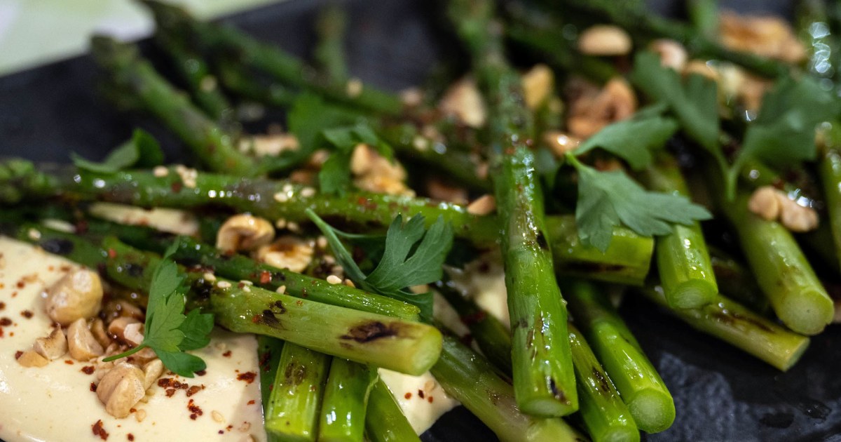 Grilled Asparagus with Meyer Lemon Vinaigrette Recipe
