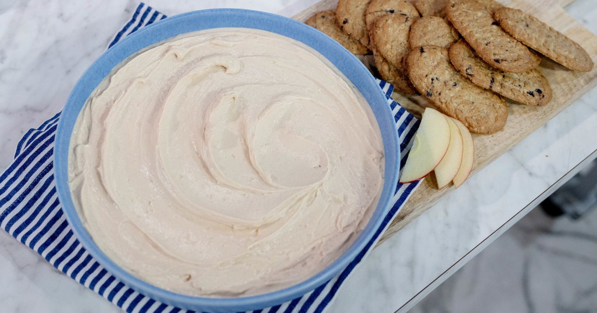 Peanut Butter Yogurt Breakfast Dip Recipe