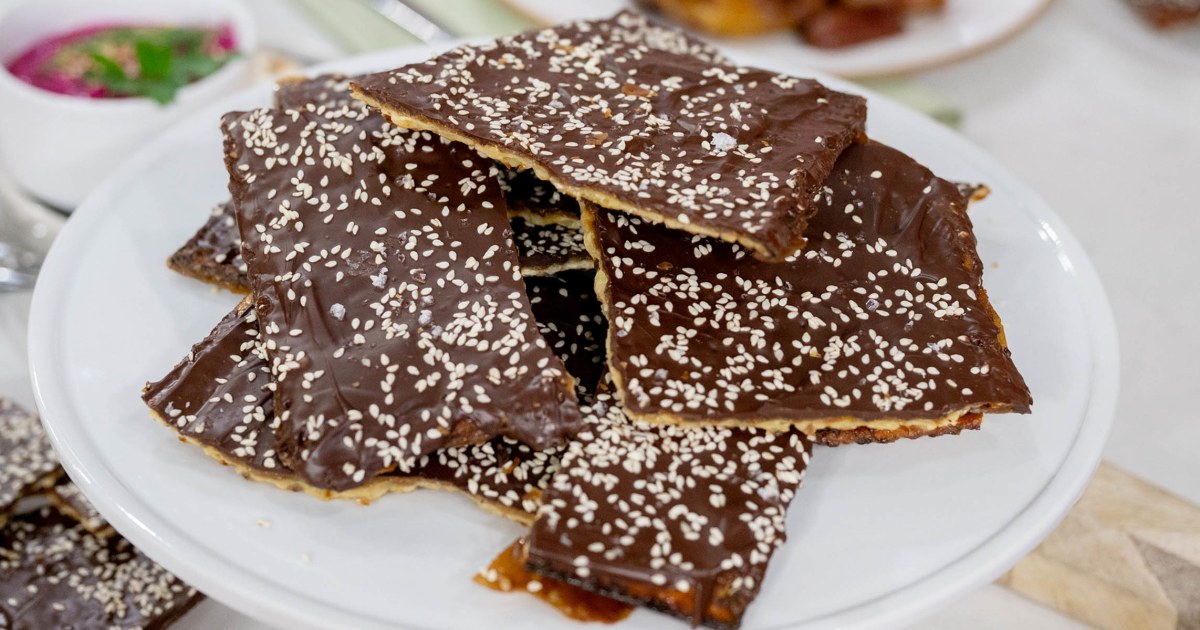 Dark Chocolate Matzo Toffee