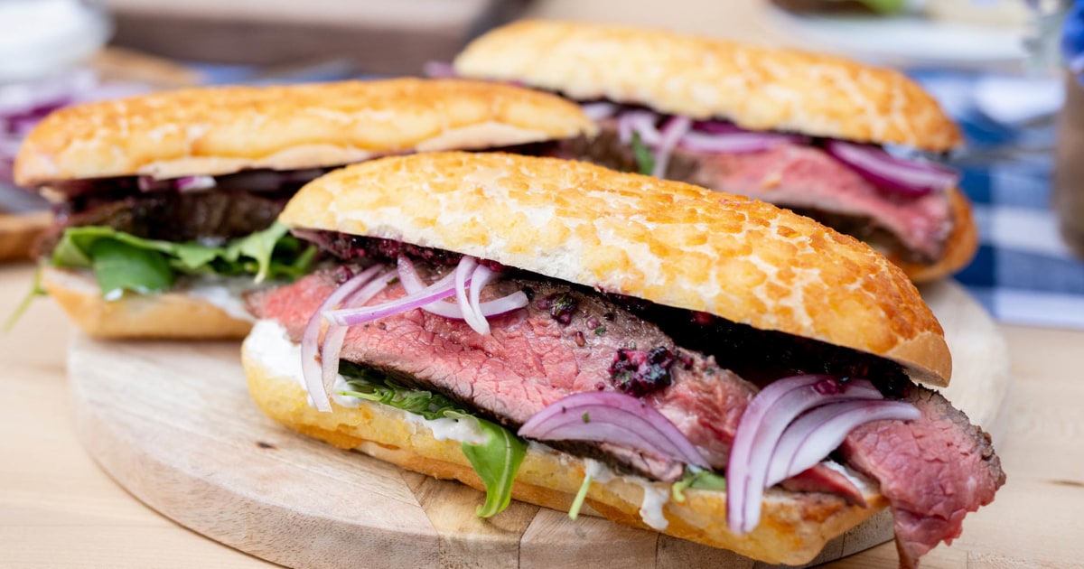 Tri-Tip Sandwich with Blackberry Chimichurri