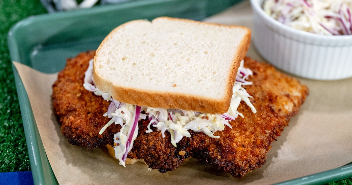 Hot Tenderloin Sandwich