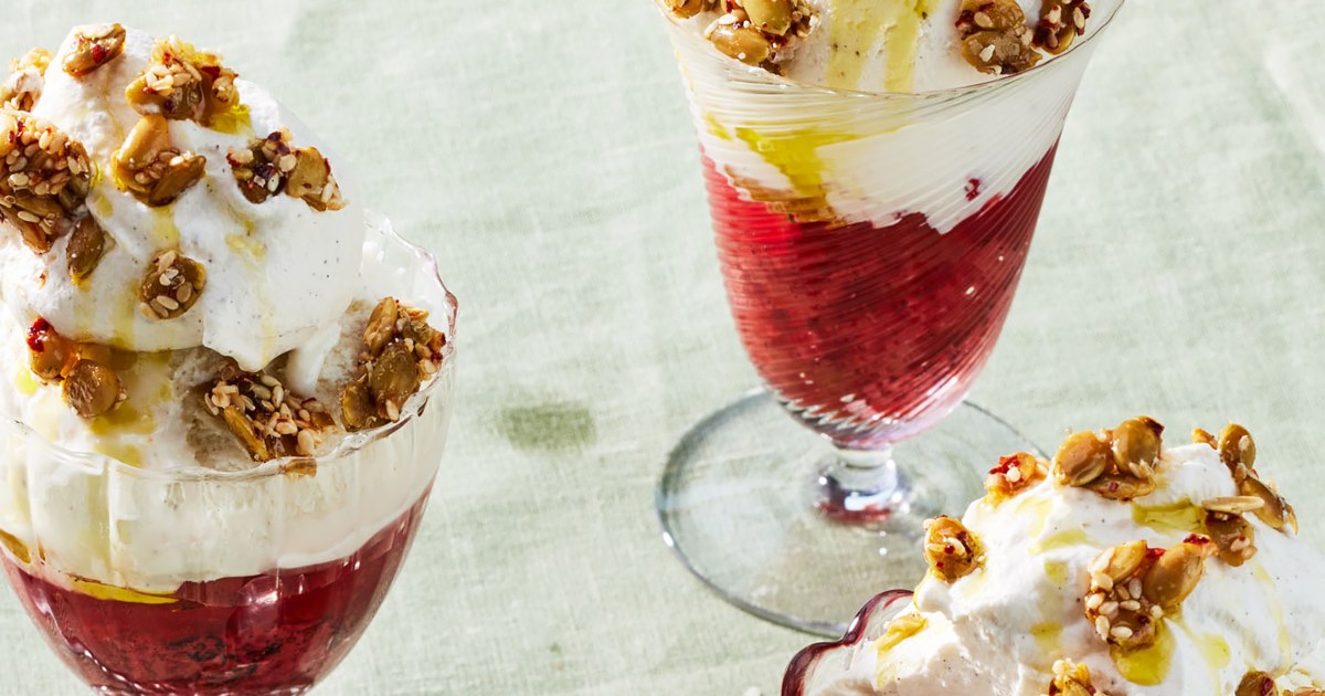 Strawberry Rhubarb Sundae