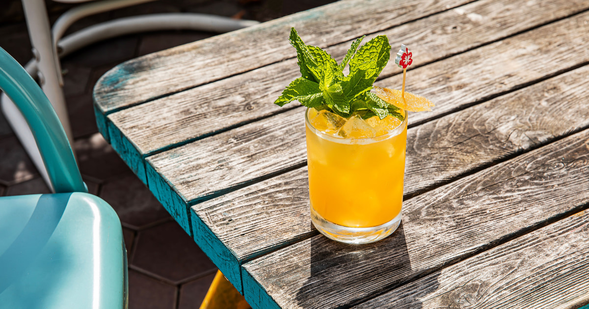 Follow the Rabbit Cocktail