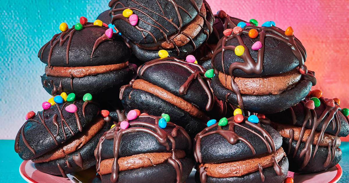 Bodega Brownie Whoopie Pies