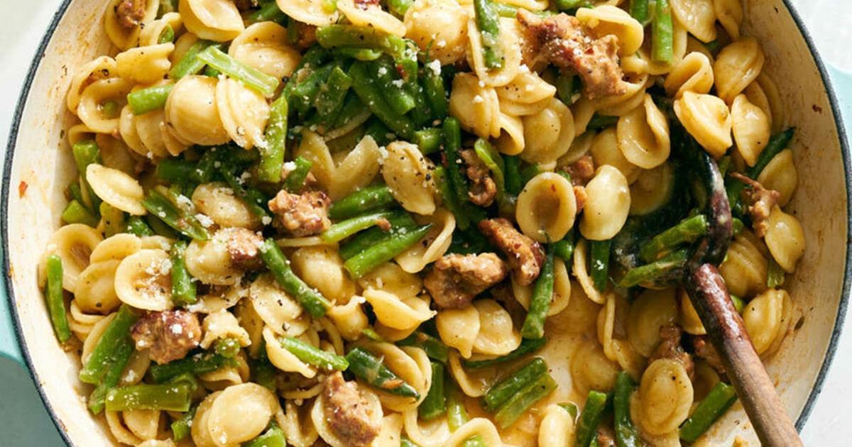 Pasta With Green Bean Ragu