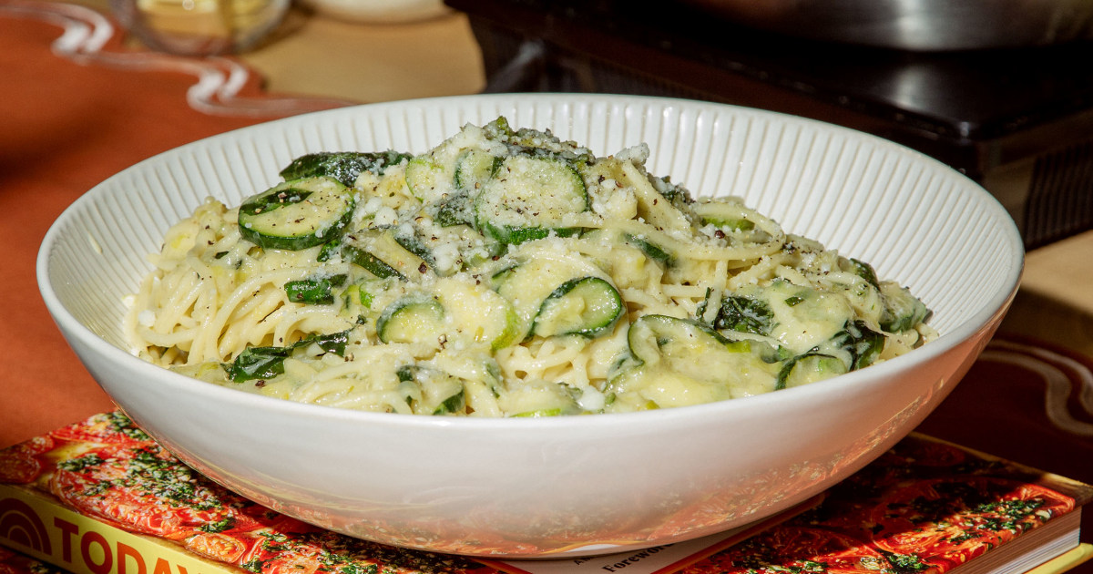 Zucchini Pasta (Spaghetti alla Nerano)