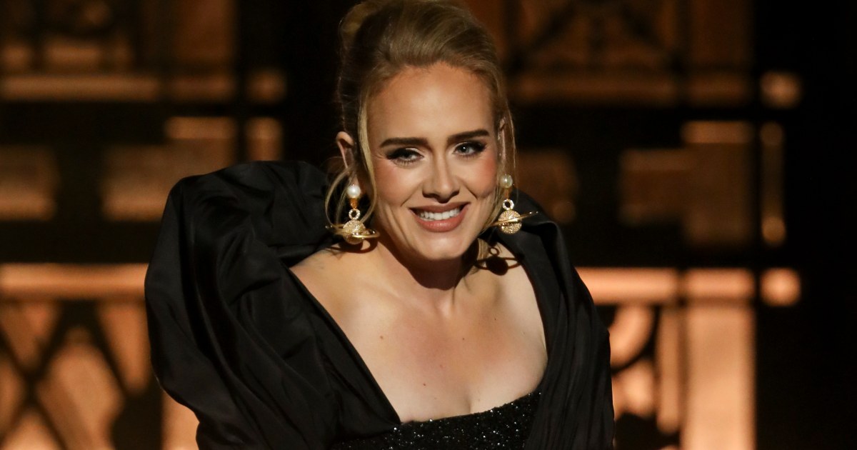 Adele reveals she still struggles with body acceptance after weight loss﻿