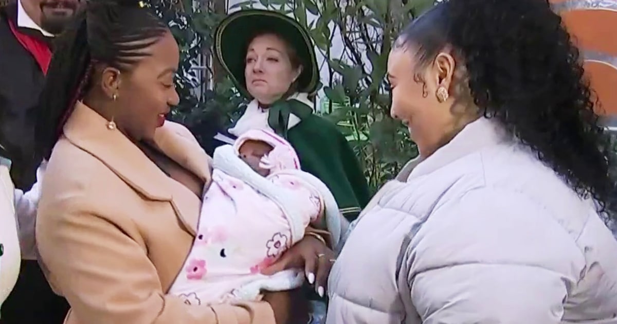 Mom meets 911 operator who helped deliver her baby