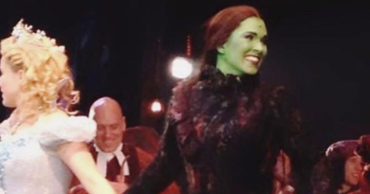 Carla Stickler Flies From Chicago To Star In 'Wicked' on Broadway Amid ...