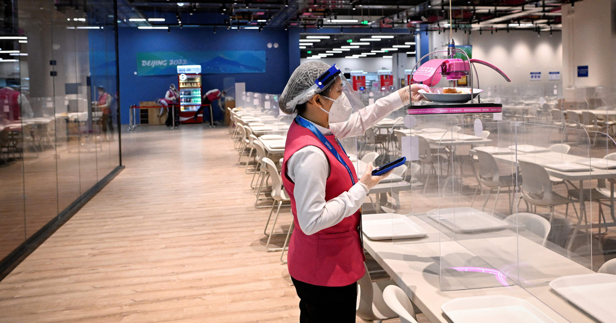 Food Is Being Served by Robots at the Beijing Olympics