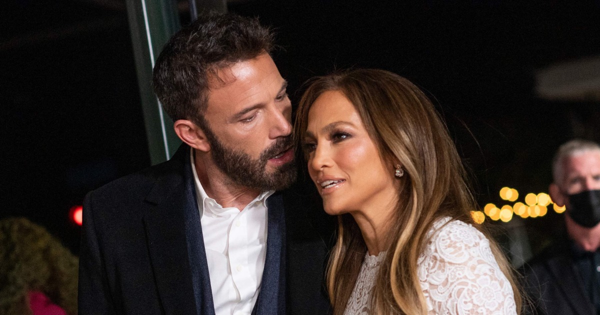 Jennifer Lopez Reveals Details of Engagement to Ben Affleck