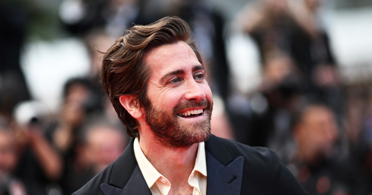 Jake Gyllenhaal Opens Up About Plant-Based Diet, His Favorite Foods to Cook