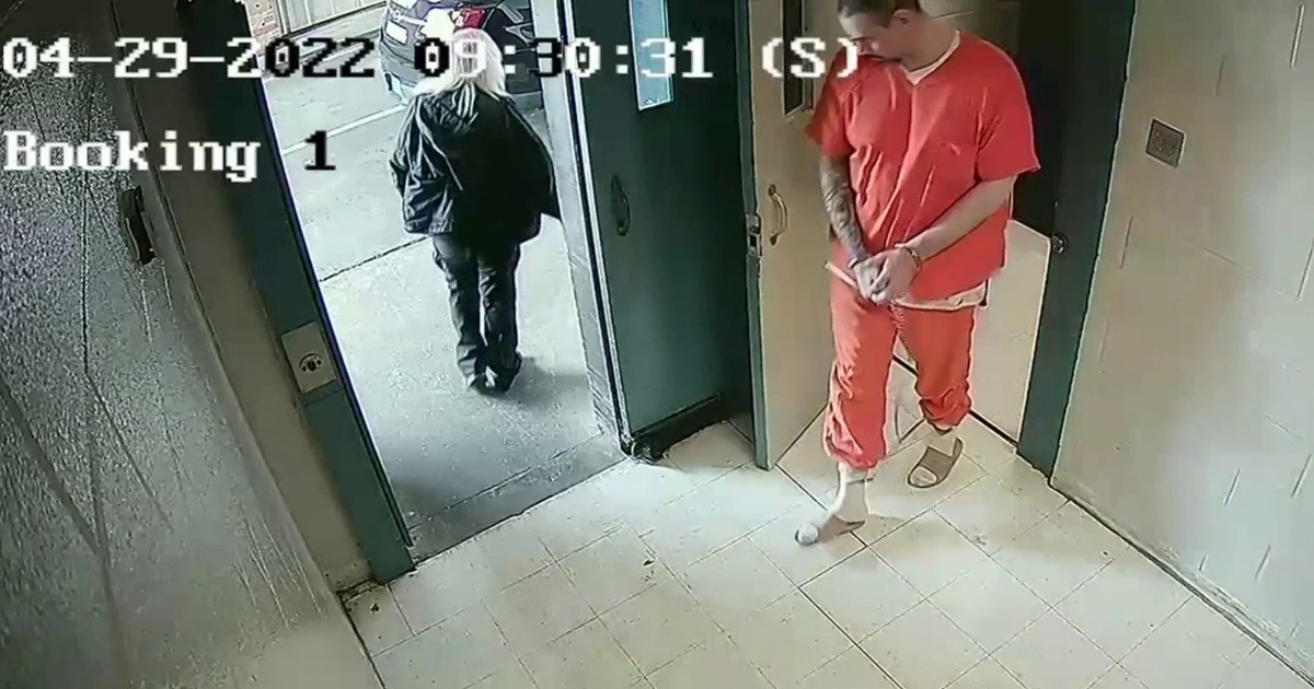 Missing Alabama Inmate and Corrections Officer Had ‘Special ...