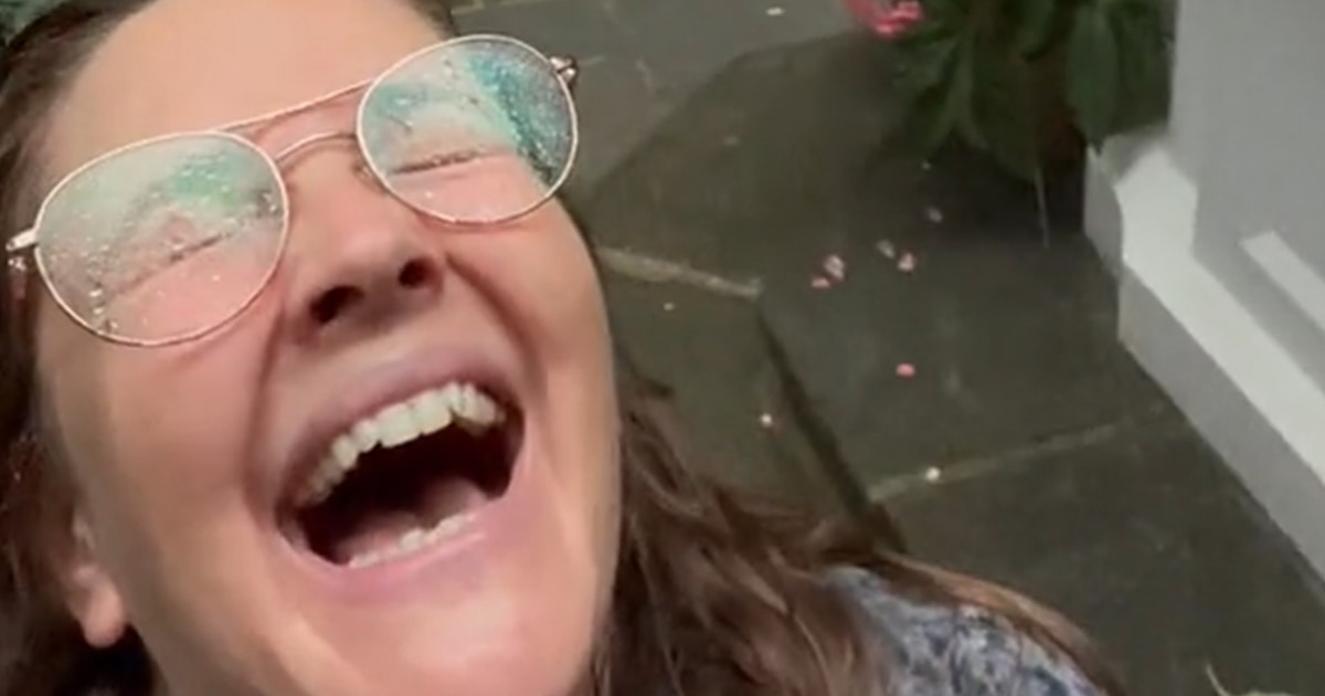 Fans React to Viral Video of Drew Barrymore Frolicking in Rain