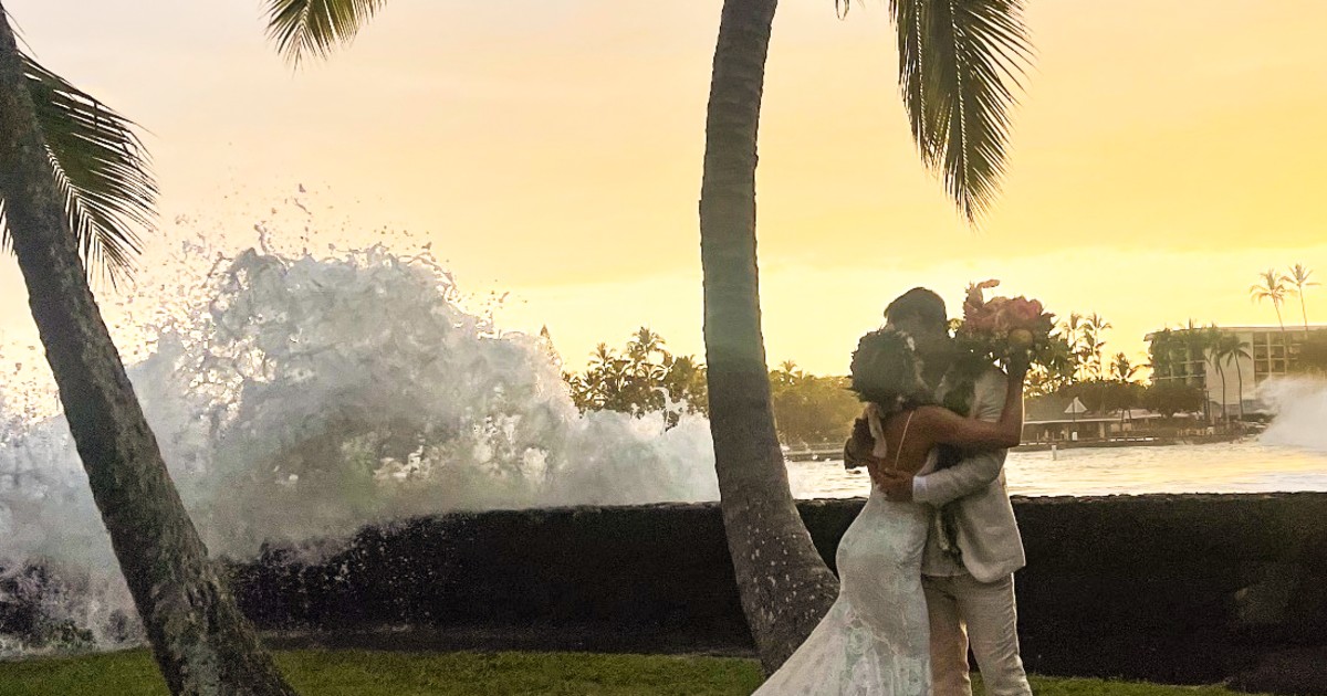 Wave Crashes Into Hawaii Wedding, Newlyweds Recount the Moment