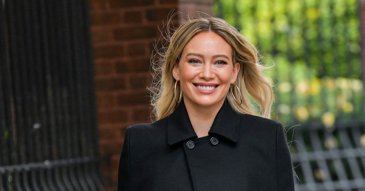 Hilary Duff warns new parents about the '2-week' phenomenon