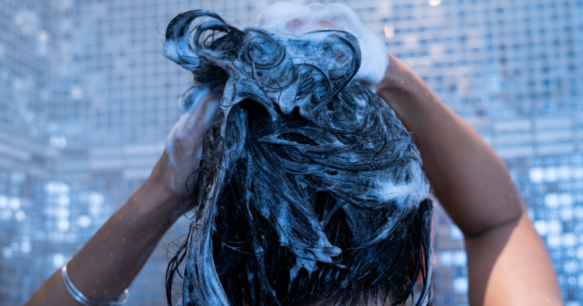 How to Shower, According to Dermatologists