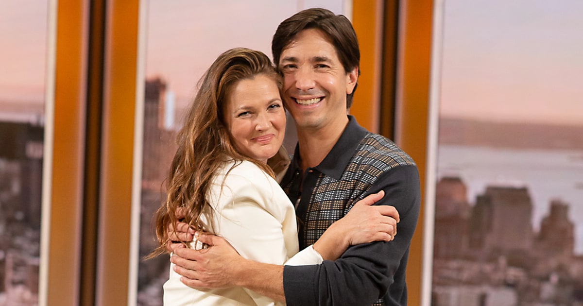 Drew Barrymore Tearfully Reunites With Ex Justin Long