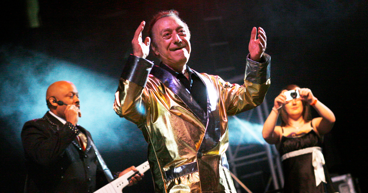 Radio DJ Art Laboe, Who Celebrated ‘Oldies but Goodies,’ Dies at 97