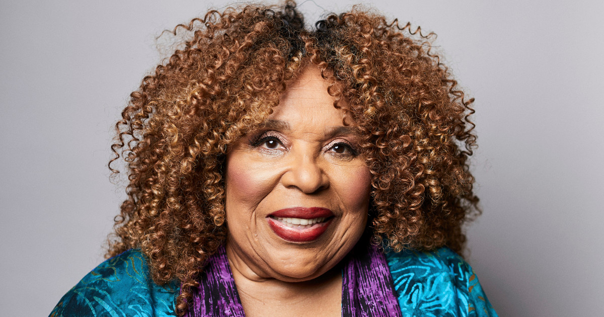 Roberta Flack has ALS, Can No Longer Sing, Rep Says