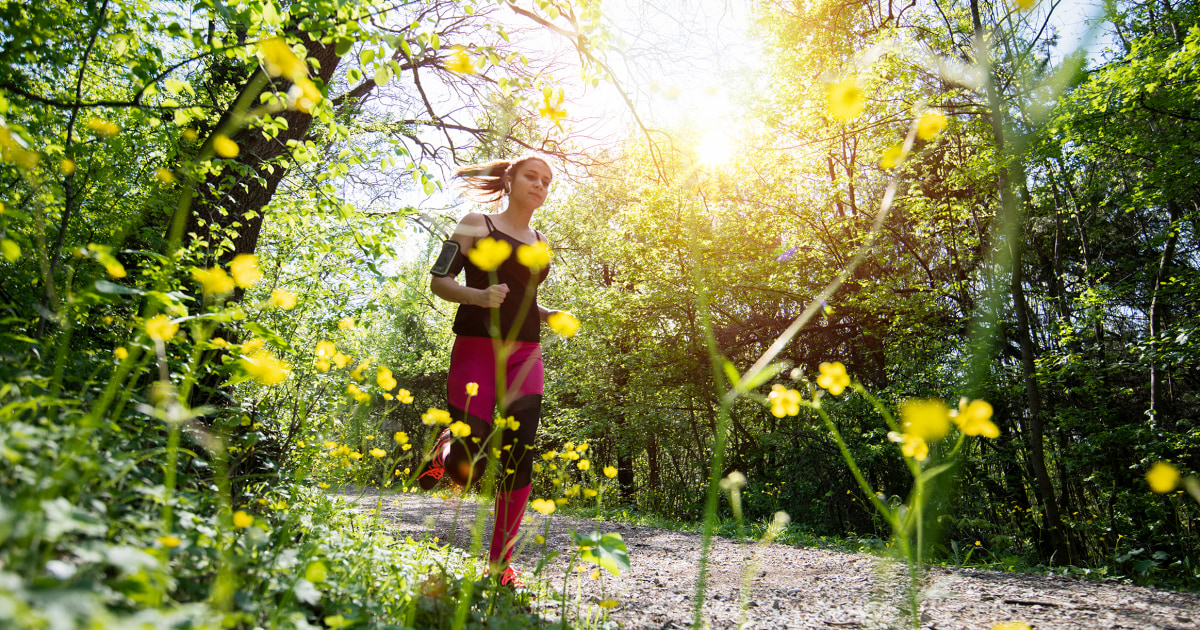 Pollen Allergy? Study Finds The Best Time to Exercise Outdoors