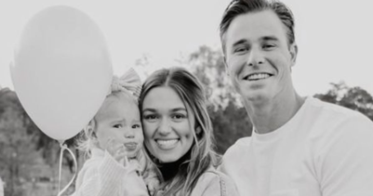 Sadie Robertson and Husband Reveal Gender of Baby No. 2