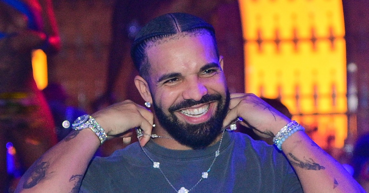 Drake Son Adonis Make Rare Appearance Courtside At Raptors Game