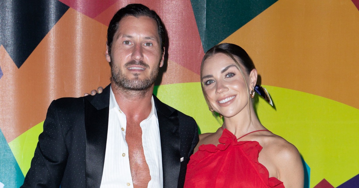 ‘Dancing With the Stars’ pros Val Chmerkovskiy and Jenna Johnson ...