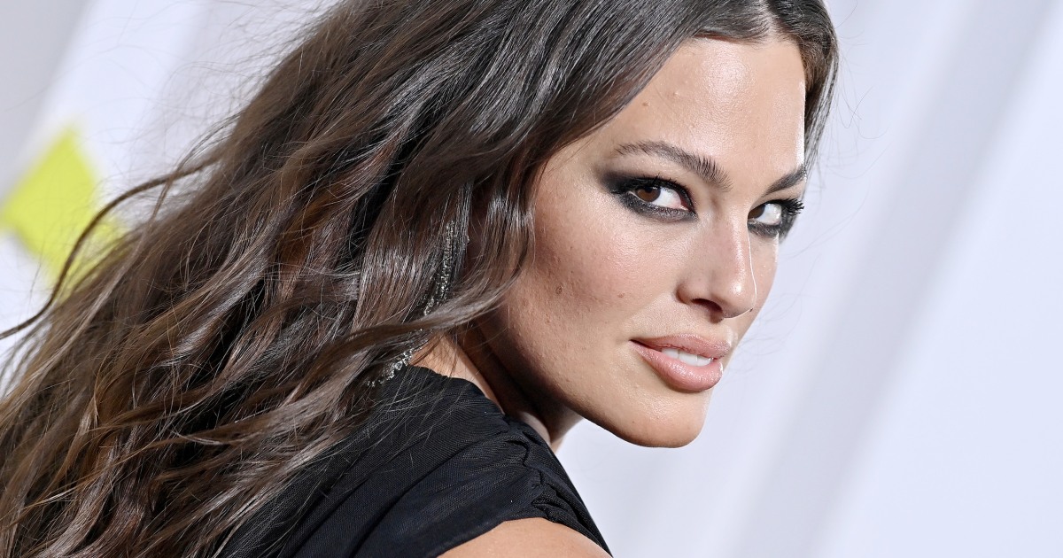 Ashley Graham Shares Photo Of Postpartum Body Year After Twins