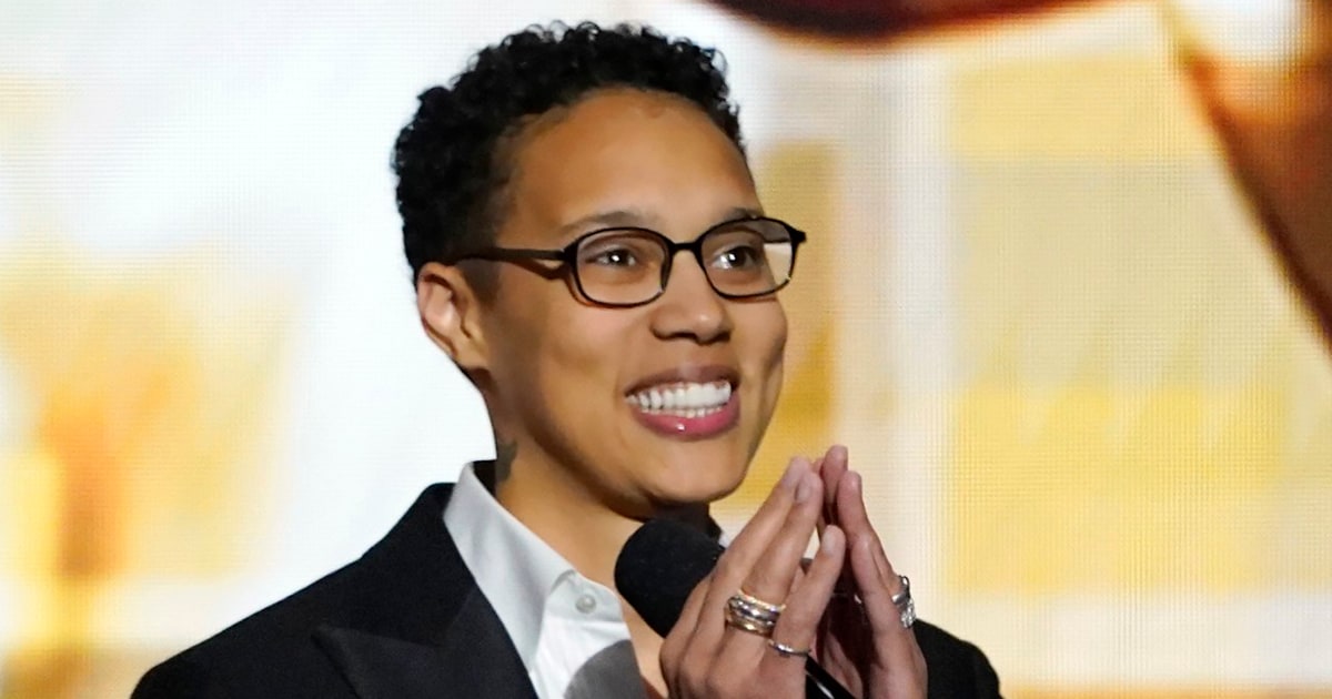 Brittney Griner returns to WNBA basketball court after being jailed in ...