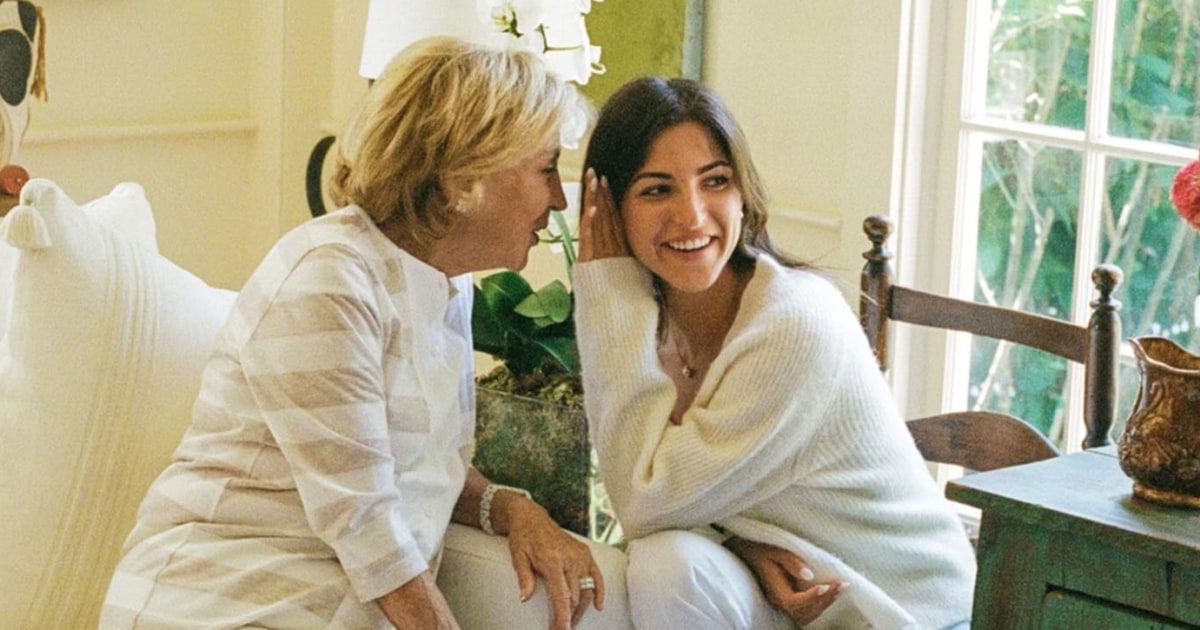 Grandma And Granddaughter Go Viral For Candid Convos About Dating Norms