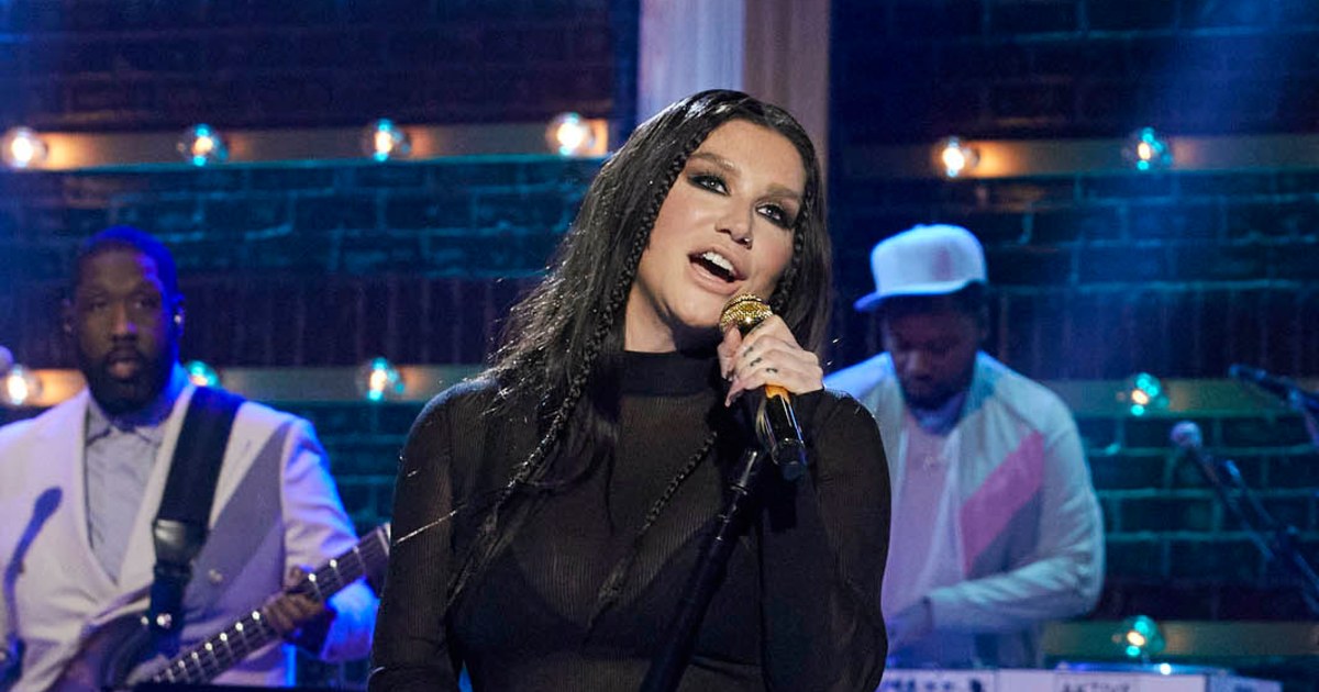 Kesha Sings Rihanna's 'Umbrella' on 'That's My Jam'