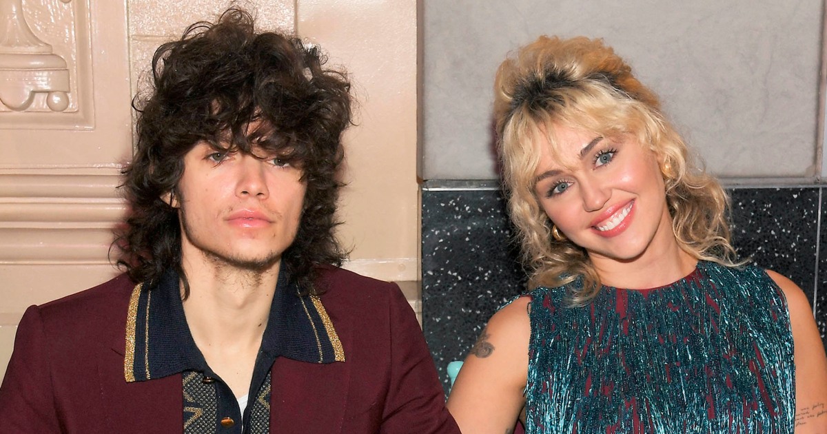 Miley Cyrus recalls meeting boyfriend Maxx Morando on a blind date ...