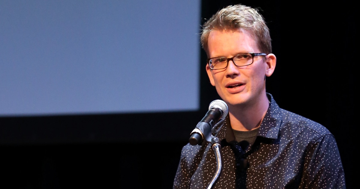 YouTuber Hank Green Shares Cancer Diagnosis