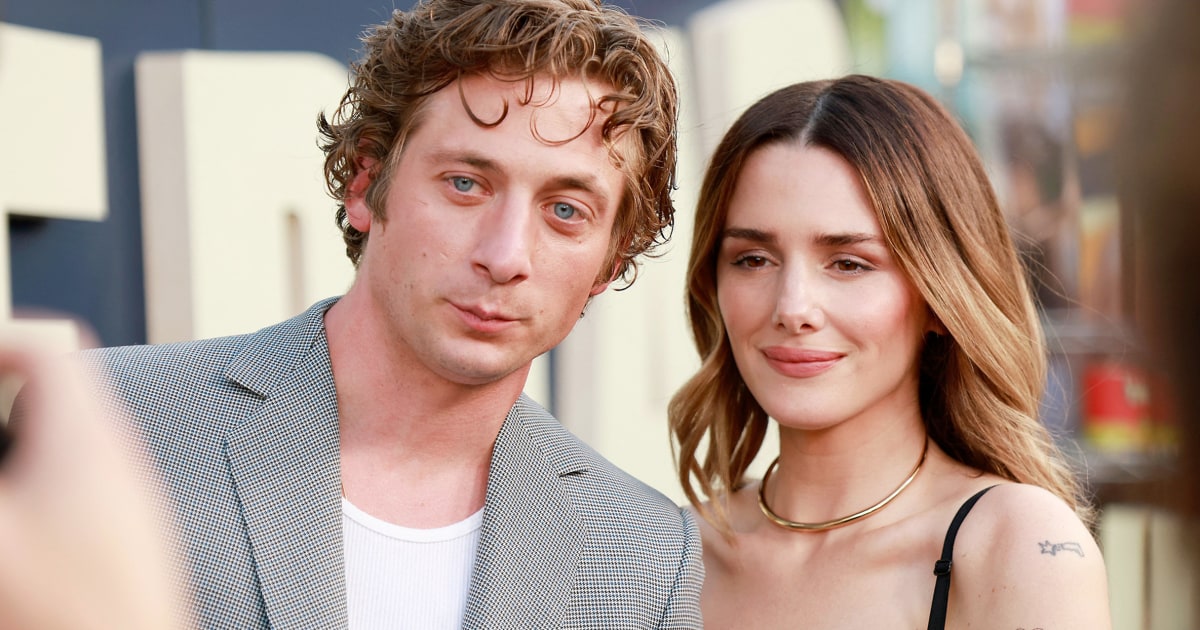 Jeremy Allen White's Wife Addison Timlin Has Filed for Divorce