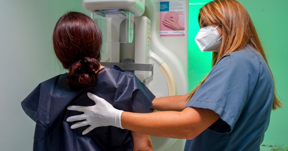 New breast cancer guidelines say to start screenings at age 40, instead ...