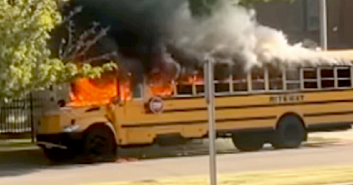 Pregnant Driver Saves Kids From Burning School Bus In Milwaukee