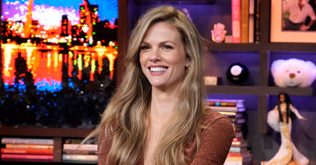 Brooklyn Decker shows off new bob haircut: ‘We did a thing’ - TrendRadars