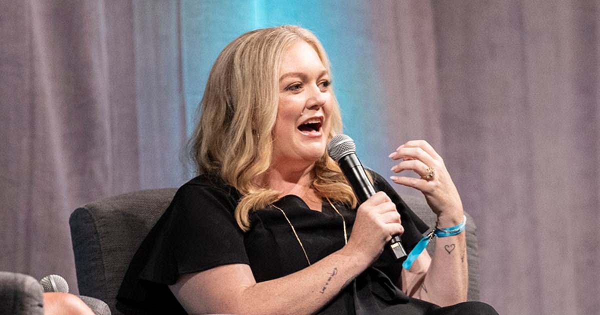 Why Colleen Hoover Will Never Tell 'It Ends With Us' From Ryle's POV