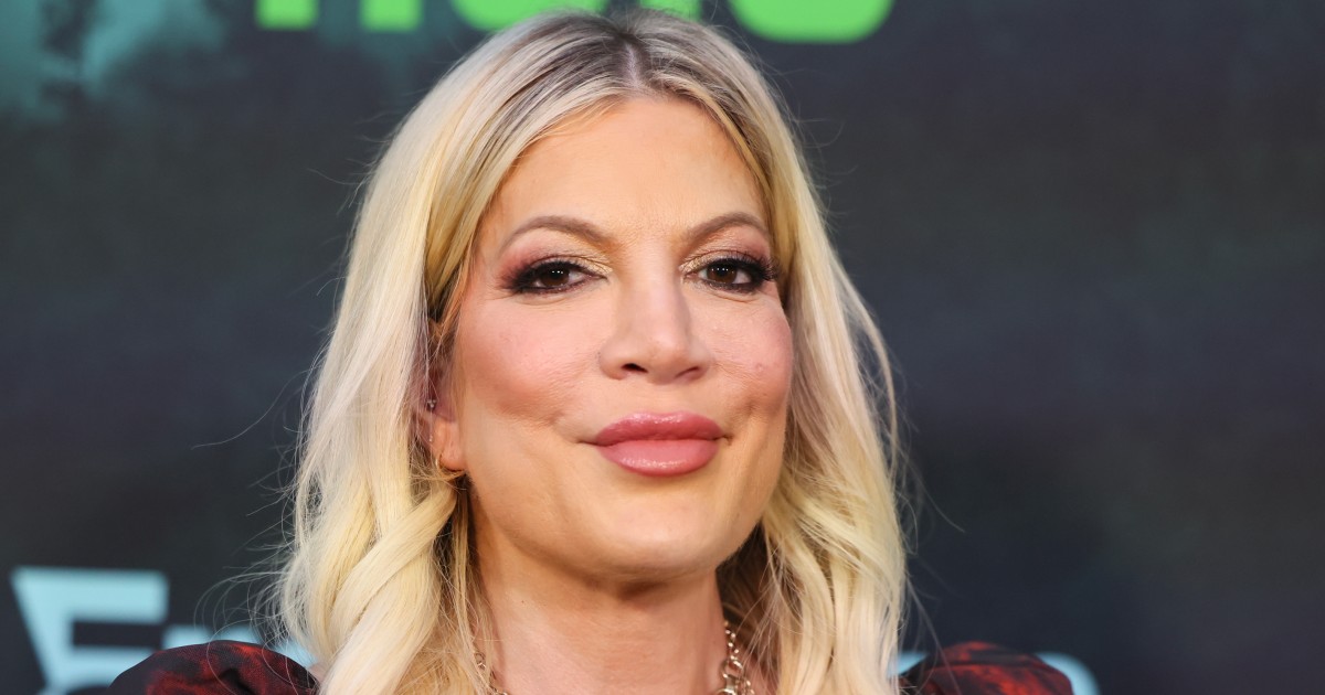 Tori Spelling’s Dad Was Behind Her ‘90210’ Virginity Plotline