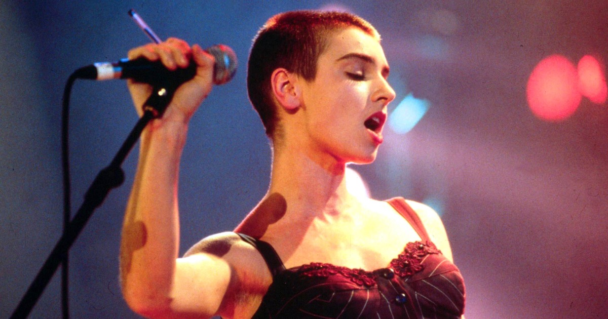 Sinead O’Connor Dies at Age 56