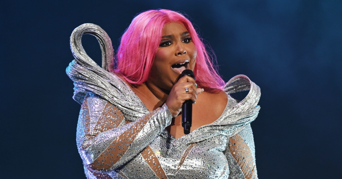 Lizzo Preaches Self-Love And Acceptance. But Backstage, Her Team Was ...