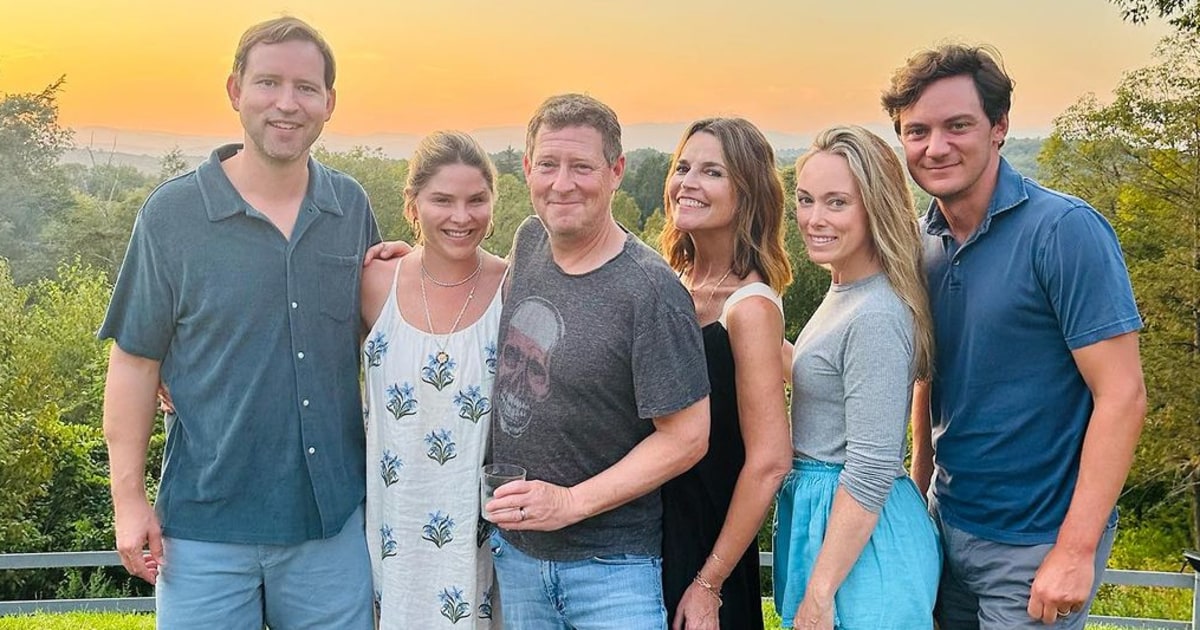 Savannah Guthrie Posts Summer Photos With Her Kids And Jenna Bush Hager