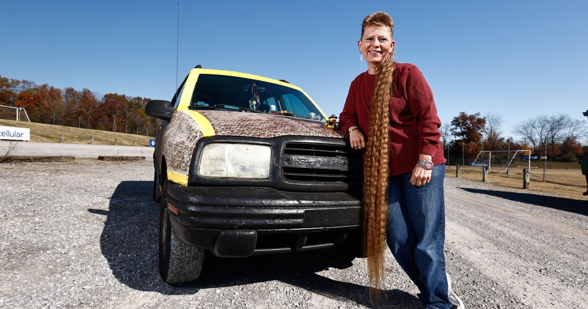 Woman sets record for longest competitive mullet — and shares story ...