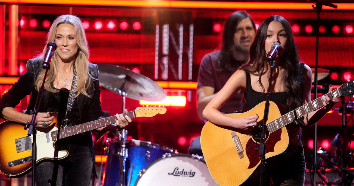 Sheryl Crow Brings Out Olivia Rodrigo At The 2023 Rock And Roll Hall Of