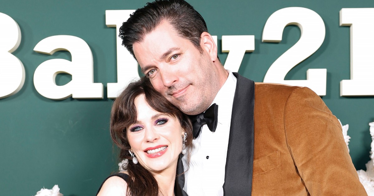 Jonathan Scott Recalls Almost Losing Zooey Deschanel’s Engagement Ring