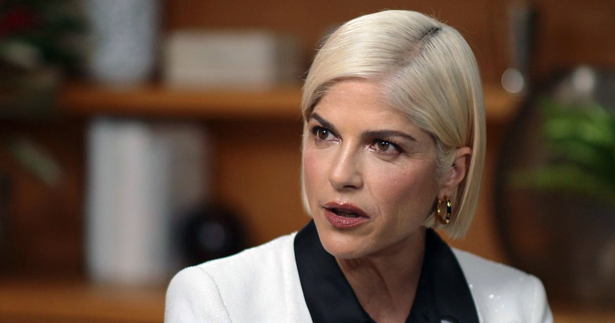 Doctor Suggested Selma Blair Get a Boyfriend When She Sought Help For Pain