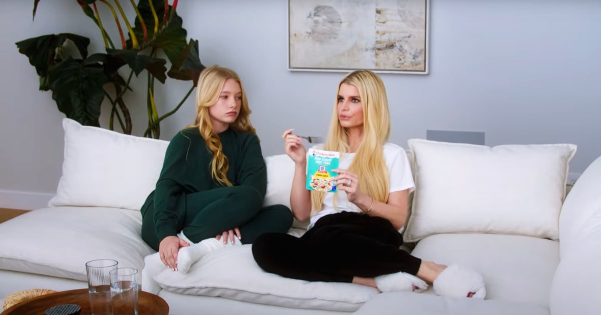 Jessica Simpson and Daughter Maxwell Revisit ‘Chicken of the Sea ...