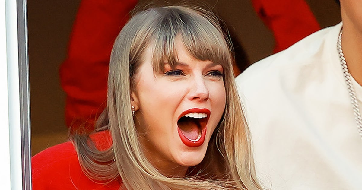 Will Taylor Swift Be At the Chiefs-Chargers Game? Why Travis Kelce Won ...