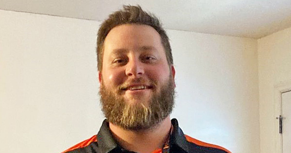 Man, 27, Thought He Had Food Poisoning. It Was a Symptom of Colon Cancer